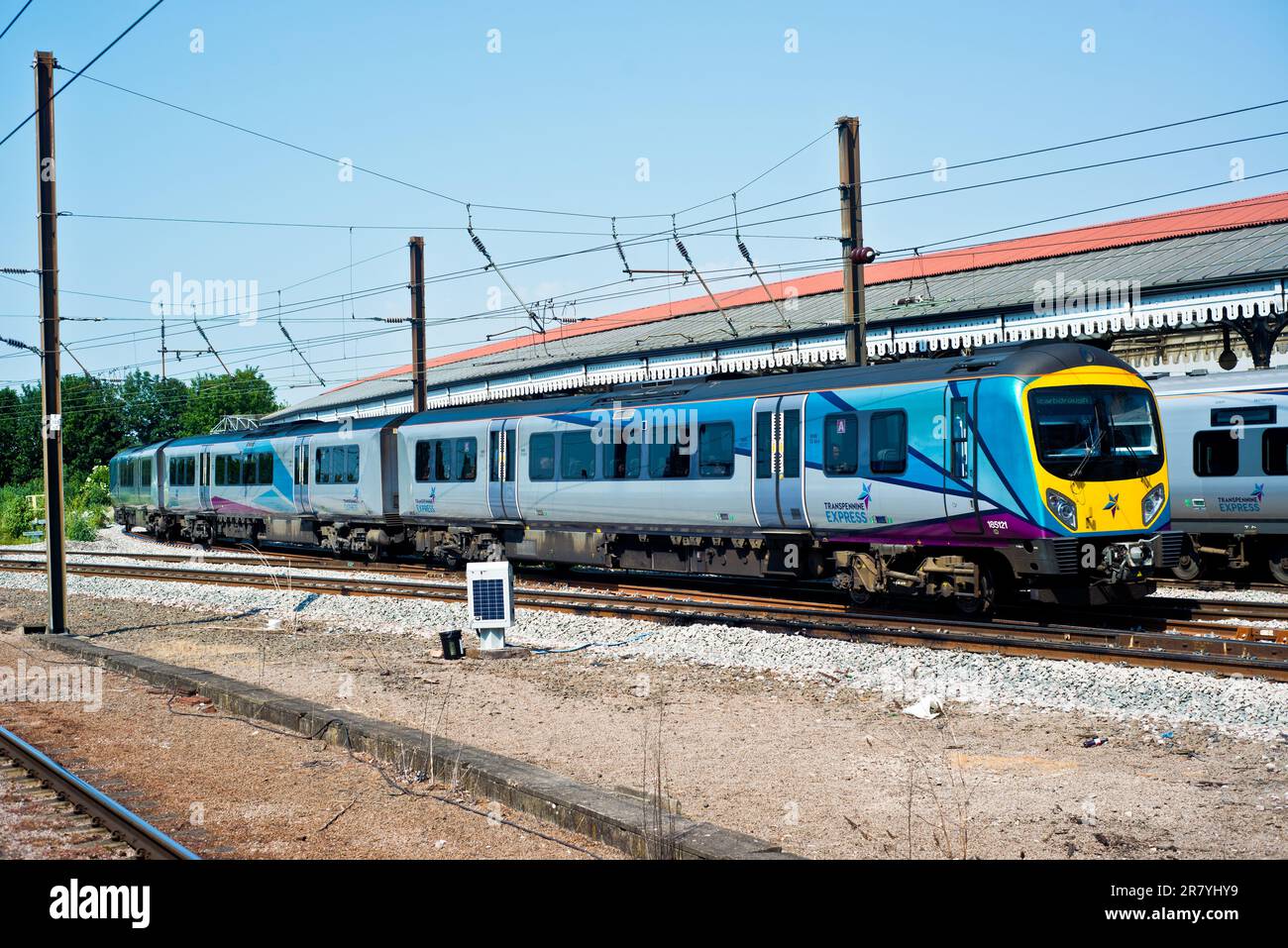 Transpennine to Scarborough, York Railway Station, Yorkshire, England ...