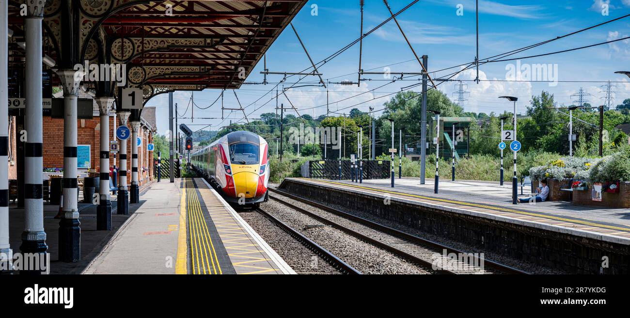 Train Station, Grantham, Lincolnshire, UK – A London North Eastern ...