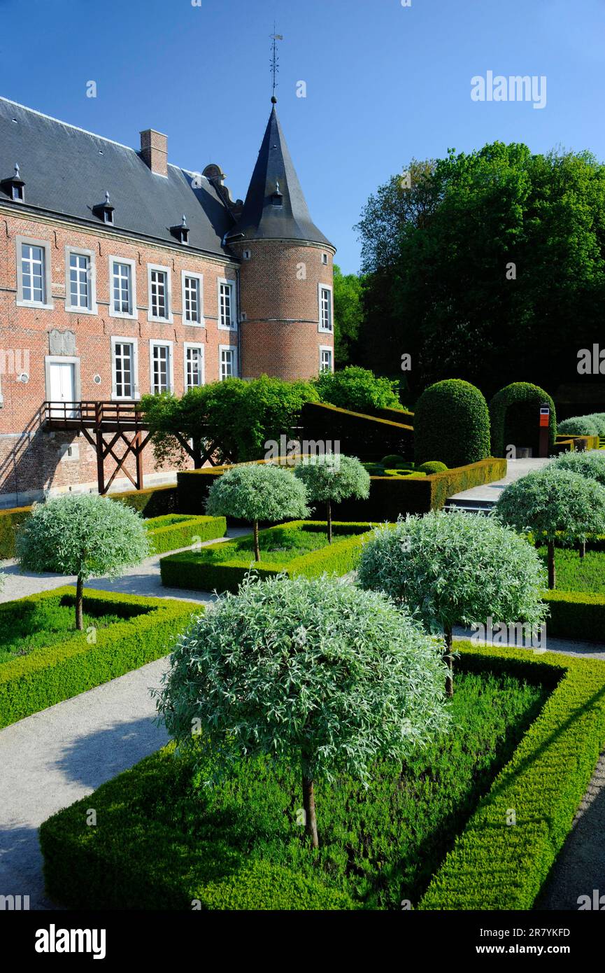 Alden Biesen Castle, Rijkhoven, Limburg, Flanders, Belgium Stock Photo ...