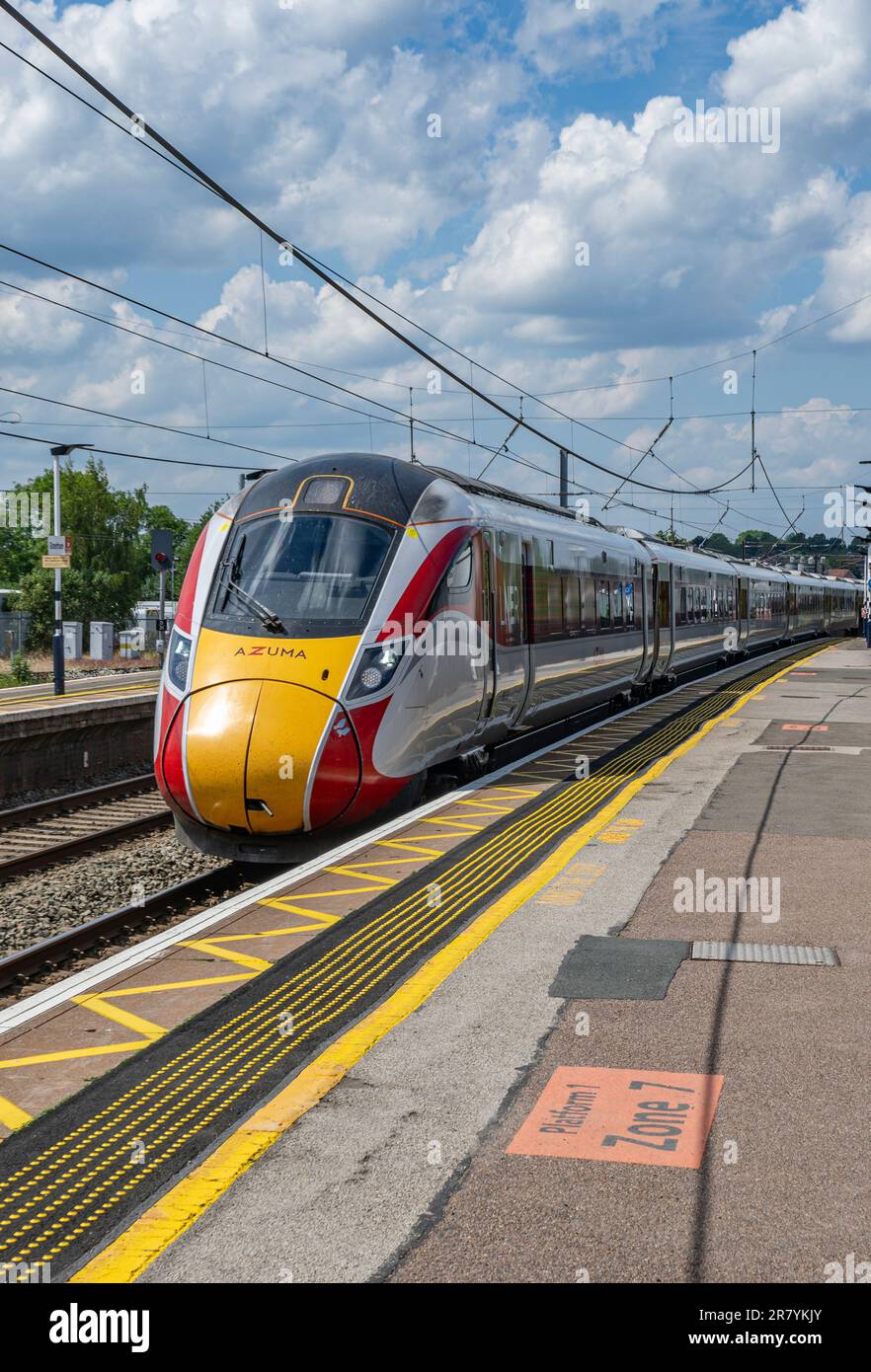 Train Station, Grantham, Lincolnshire, UK – A London North Eastern ...
