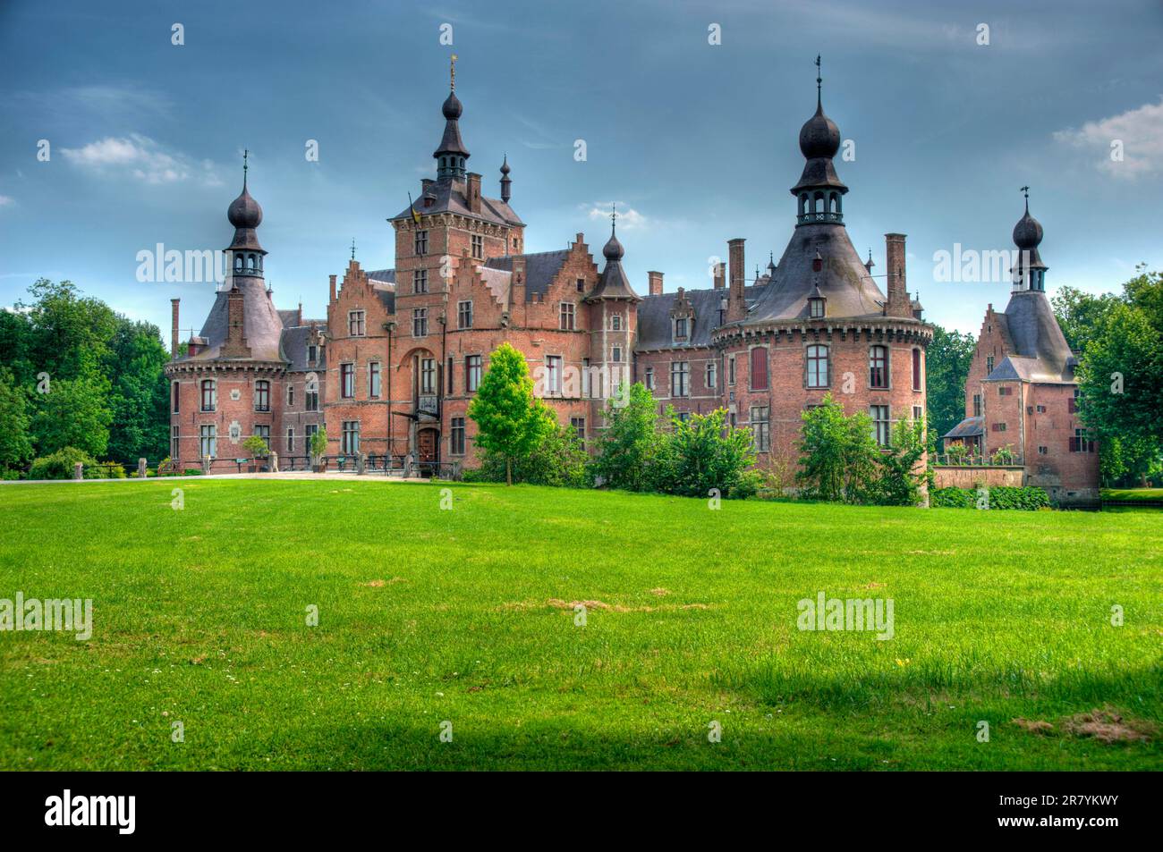 Ooidonk Moated Castle, East Flanders, Belgium, Flanders Stock Photo - Alamy