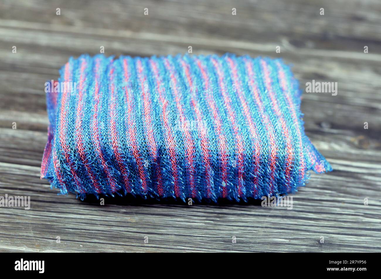 Non scratch multi color kitchen utensil scrubber pad, Multi use and ...
