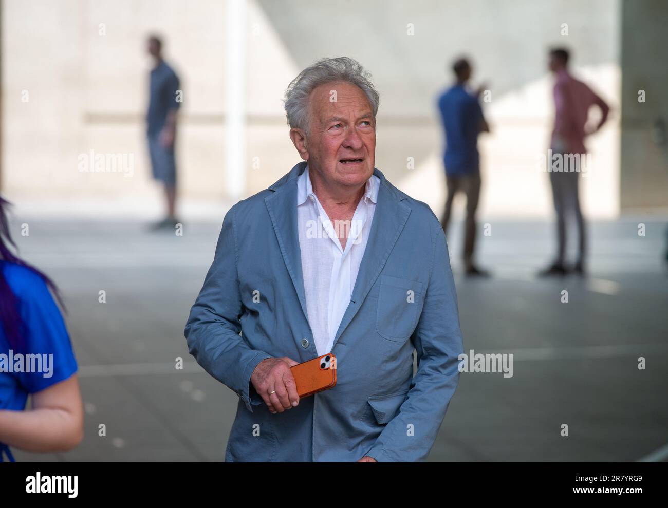 London, England, UK. 18th June, 2023. Historian SIMON SCHAMA is seen ...