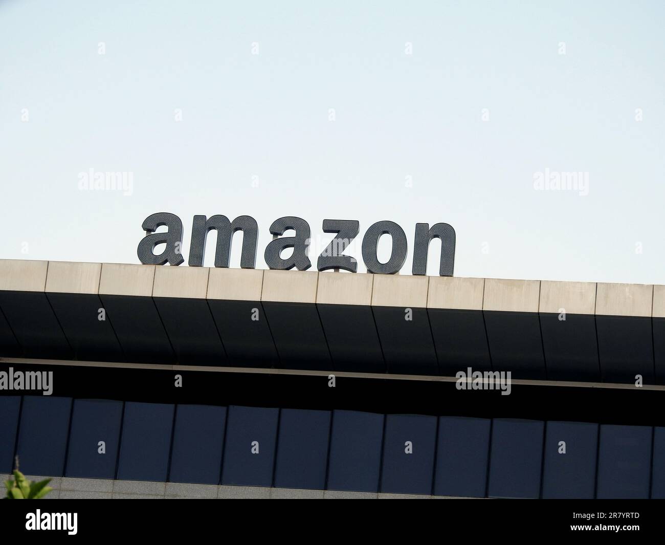 Amazon com business hi-res stock photography and images - Alamy
