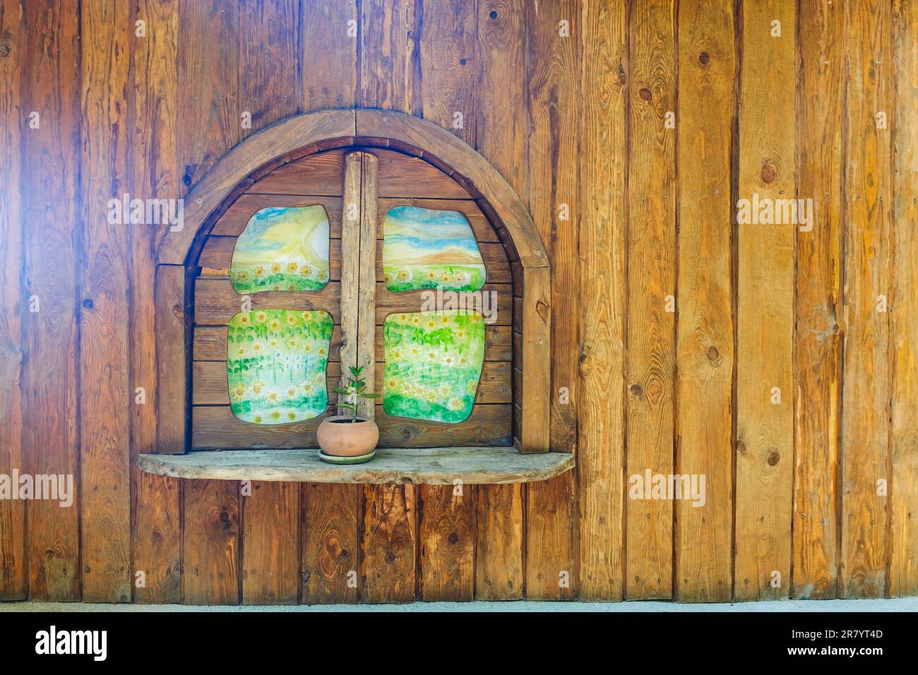Painted glass panel hi-res stock photography and images - Alamy