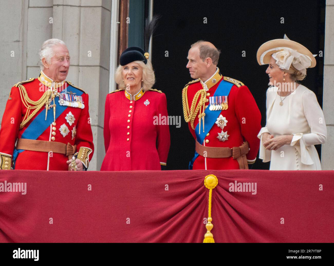 King charles iii and queen camilla hi-res stock photography and images ...