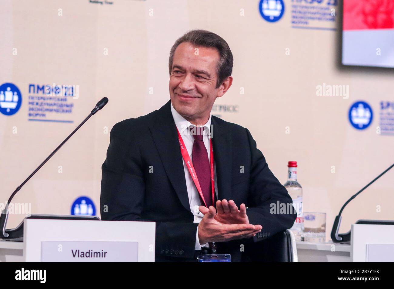 Vladimir mashkov hi-res stock photography and images - Alamy