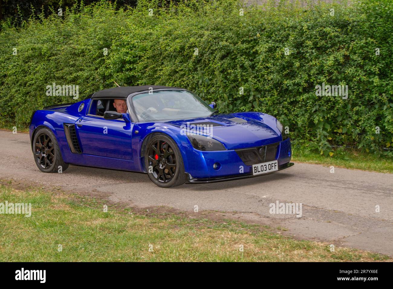 2004 Blue Black Vauxhall Vx220 Turbo Roadster Petrol 1998 cc; a range ...