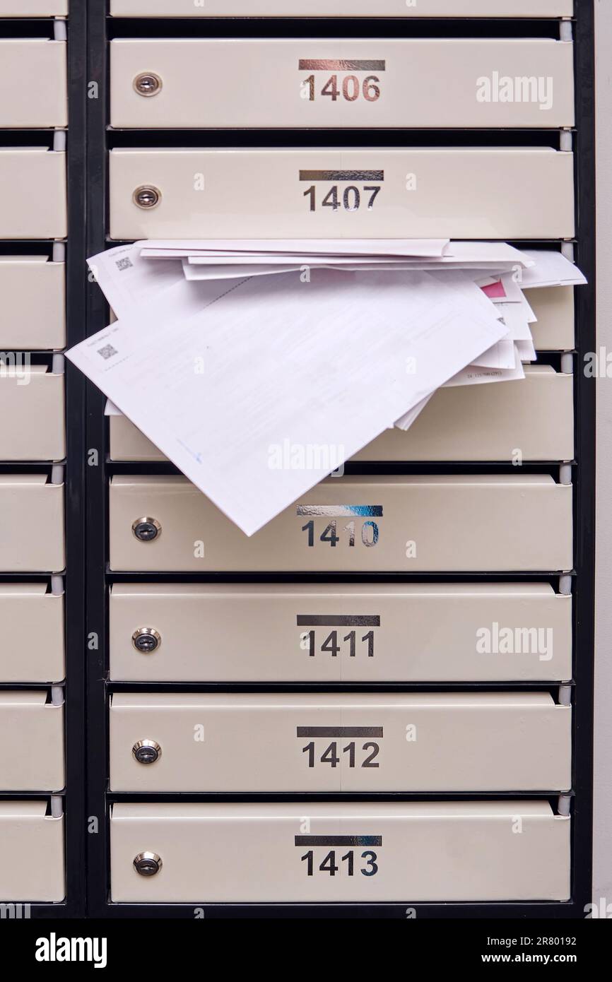 Mail post boxes in apartment hi-res stock photography and images - Alamy
