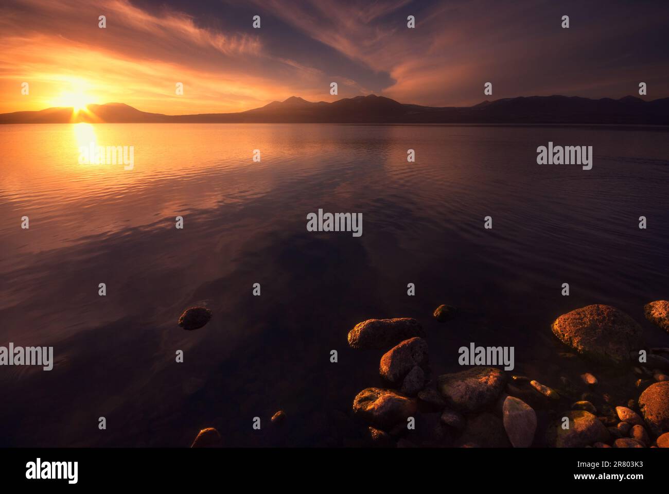 Amazing sunset on lake beautiful hi-res stock photography and images ...