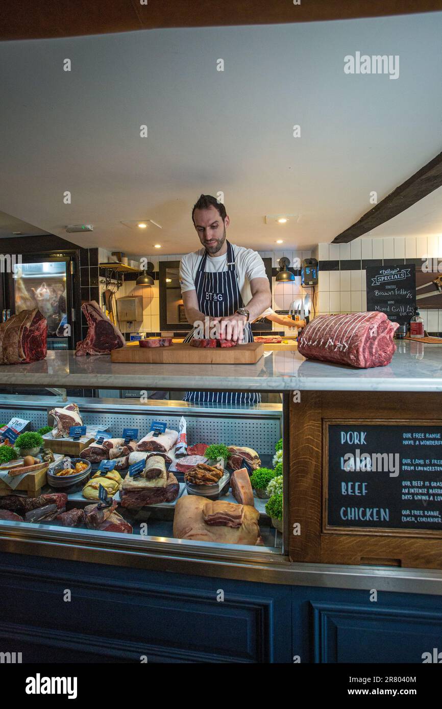 Pub roast countryside hi-res stock photography and images - Alamy