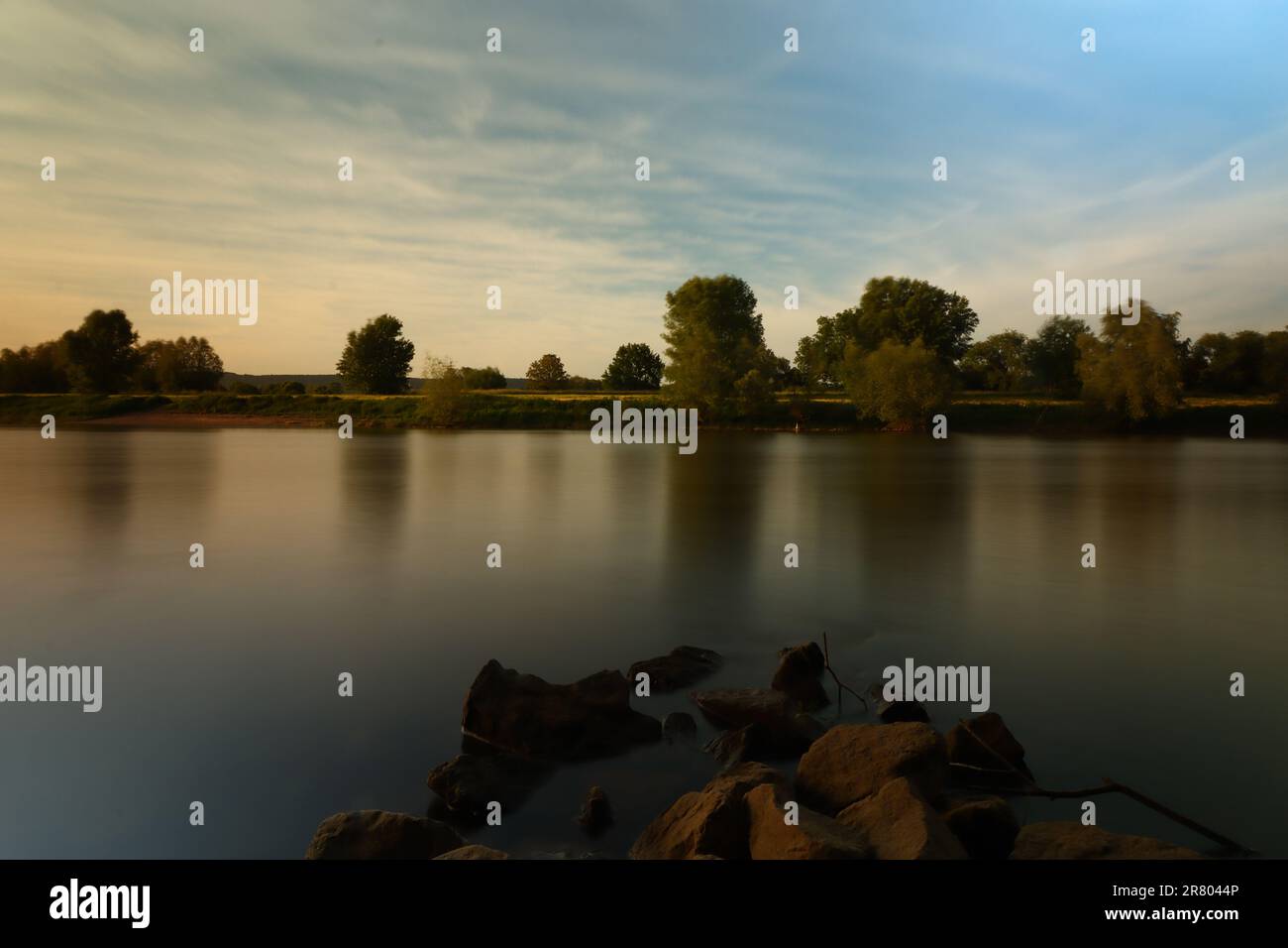 Sunlight in river hi-res stock photography and images - Alamy