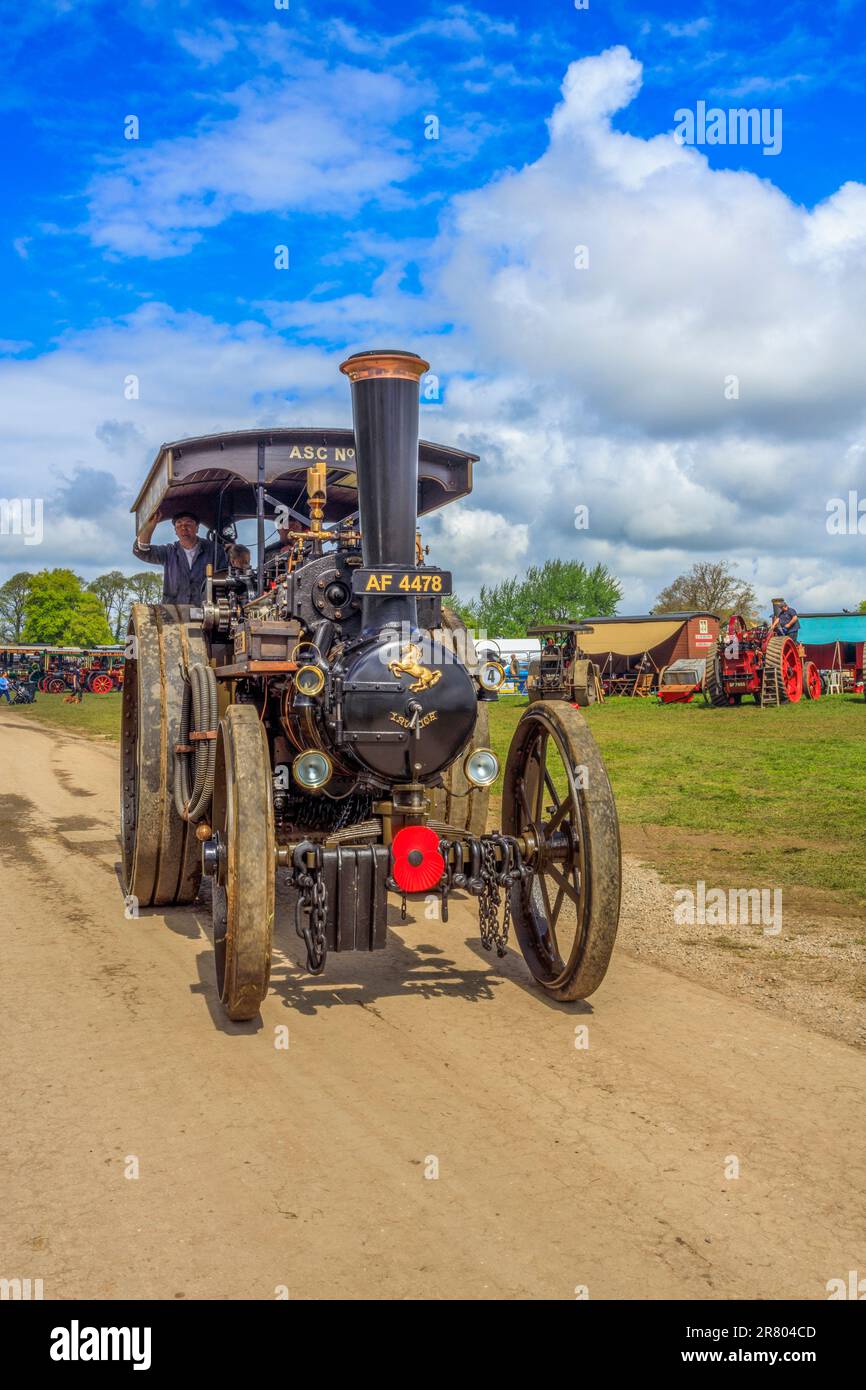 Porter steam hi-res stock photography and images - Alamy