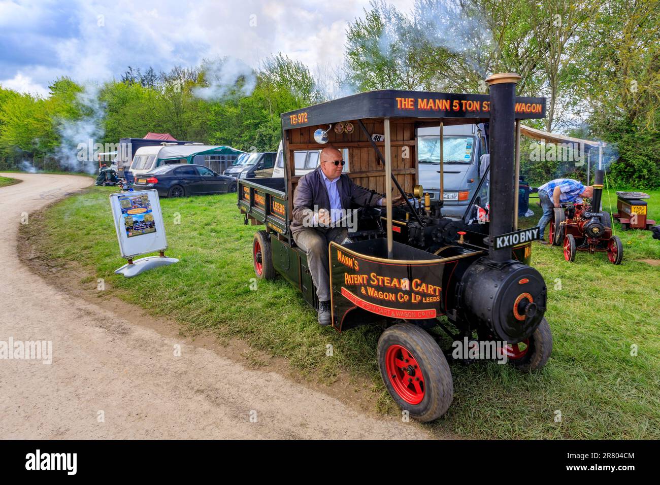A Mann's Patent Steam Cart at Abbey Hill Steam Rally, Yeovil, Somerset ...