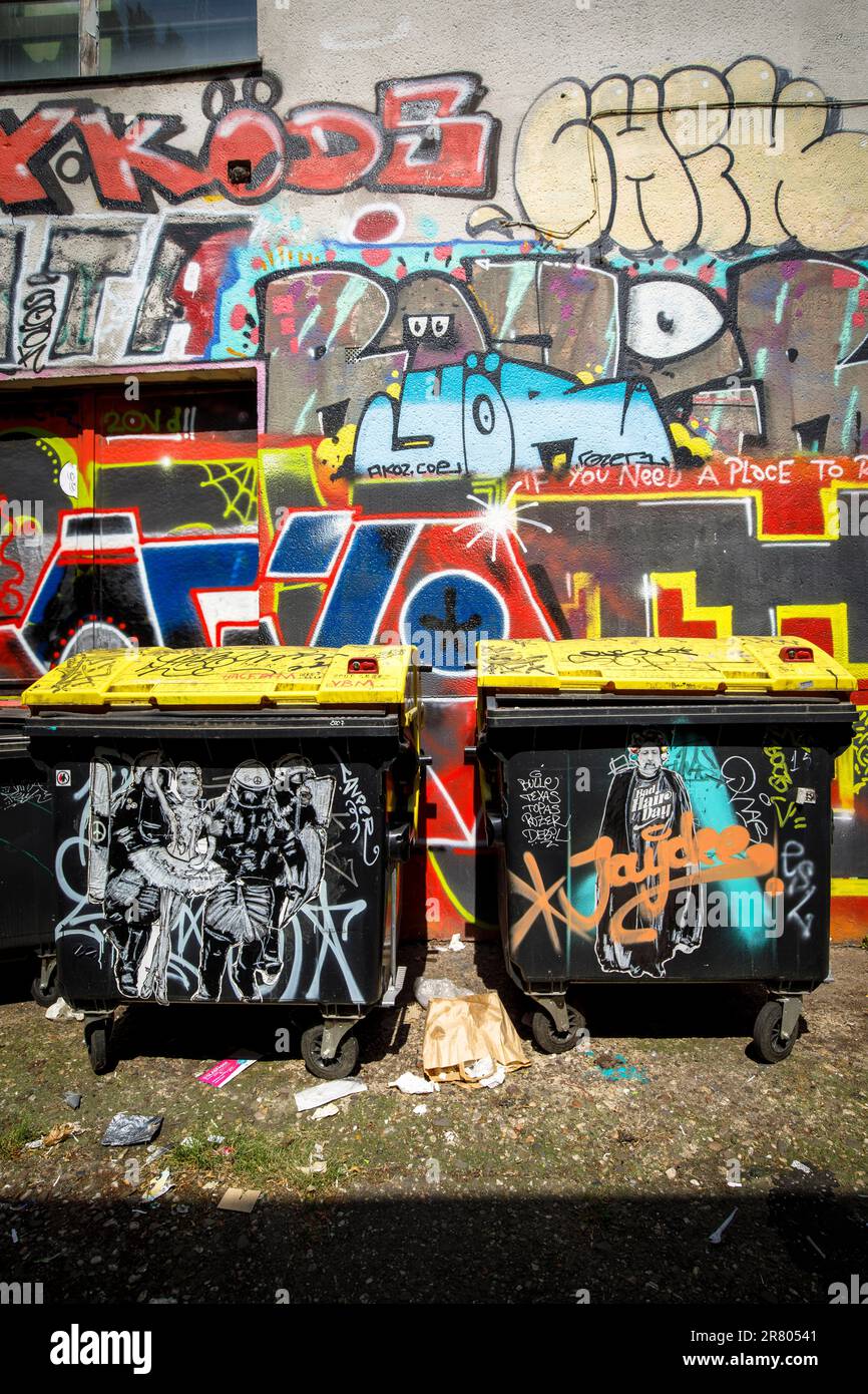 graffiti on the Rheinlandhalle, former factory building of the Helios ...