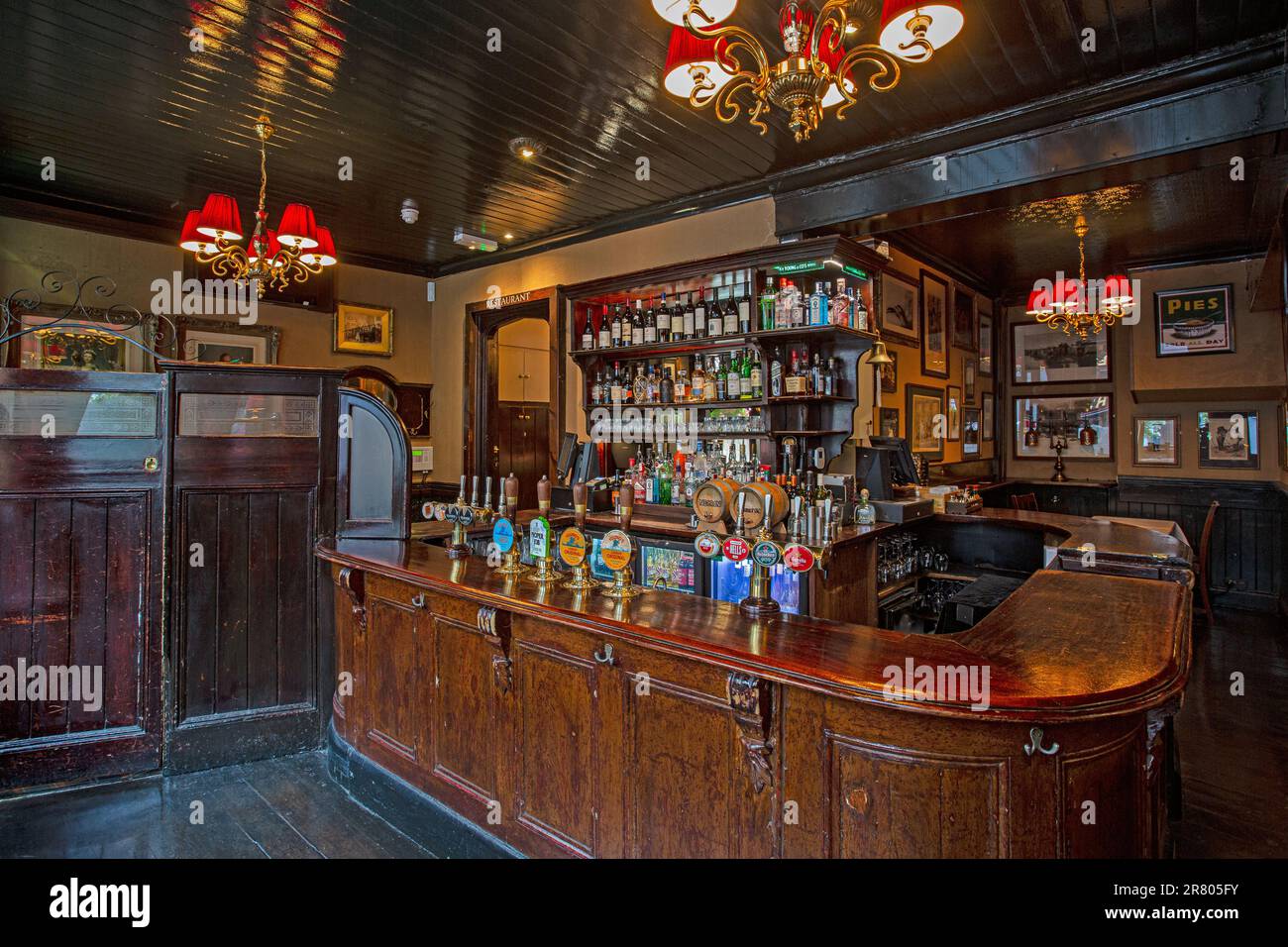 Interior view of the traditional pub Guinea Grill in Mayfair,London ...