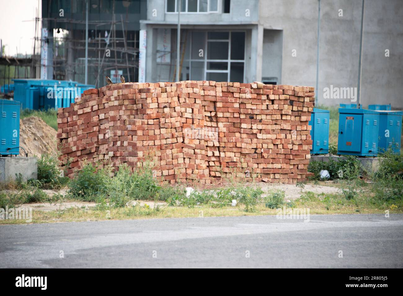 Clay bricks construction site hi-res stock photography and images - Alamy