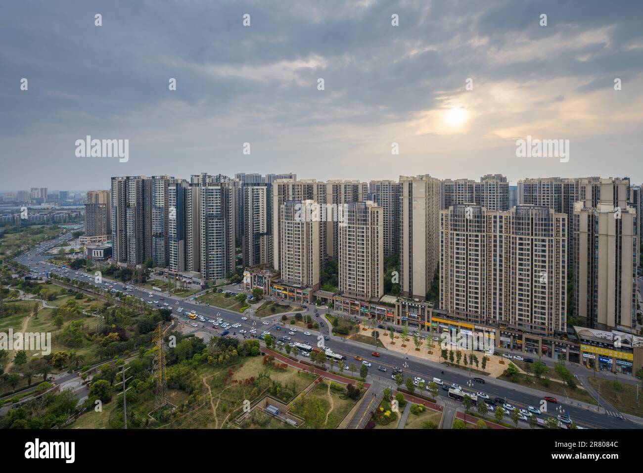 Residential squares hi-res stock photography and images - Alamy