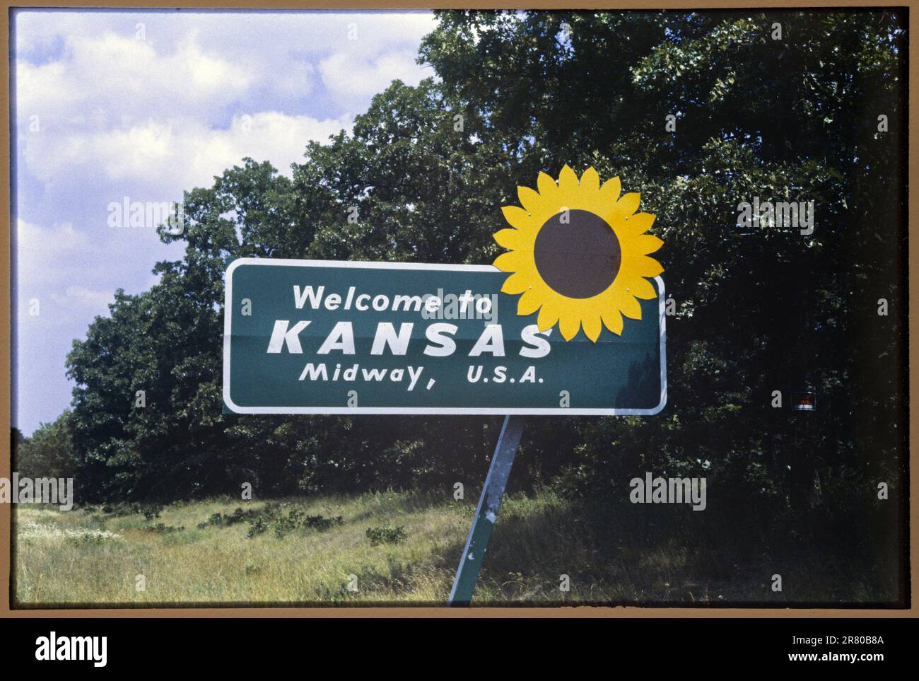 Kansas State Sign 1984. Welcome to Kansas Sunflower sign. Image from ...