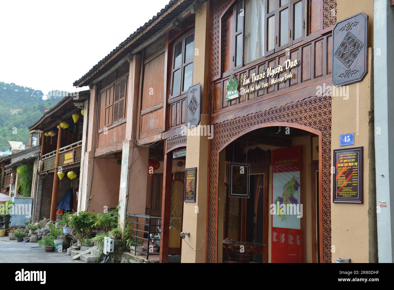 Dong Van ancient town. Ha Giang, Vietnam. 越南旅游, वियतनाम पर्यटन, 베트남 관광 ...