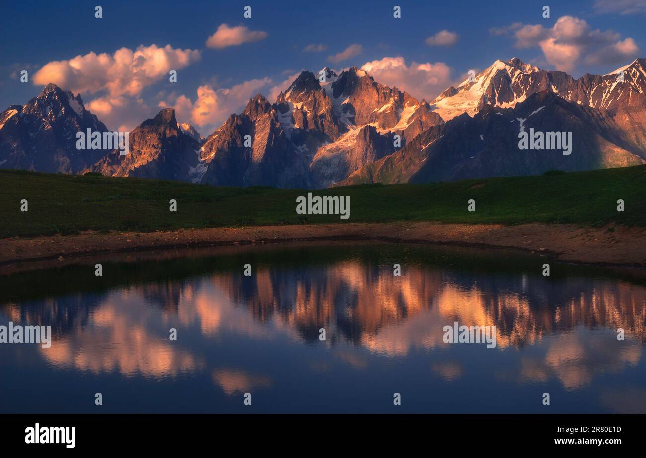 Magic sunset view of koruldi lake in svaneti. Caucasus mountains ...