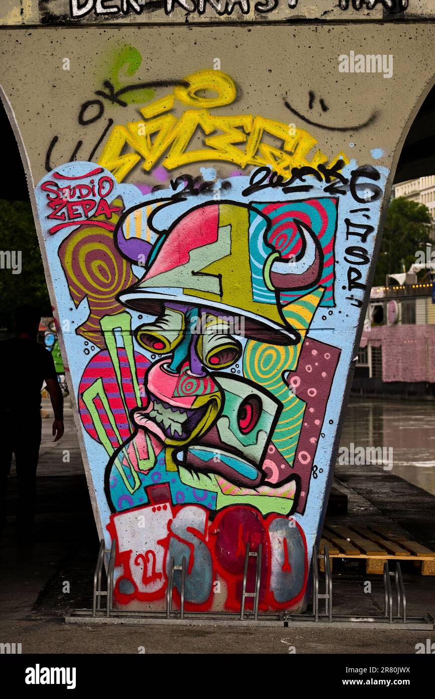 Graffiti donaukanal in vienna hi-res stock photography and images - Alamy