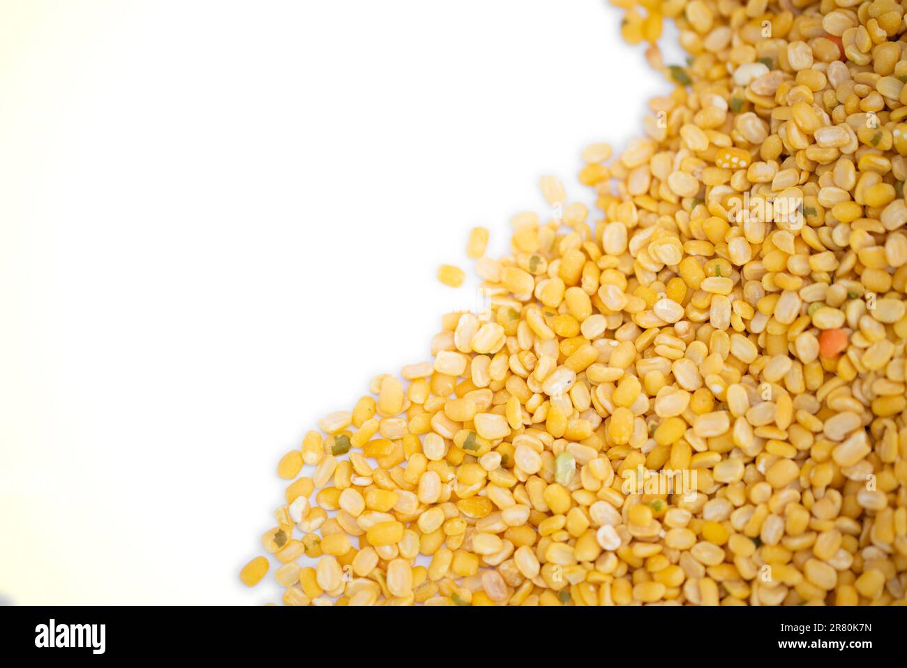 The pile of Gram pulses, Split Chickpeas, and Lentil Pulses Stock Photo ...