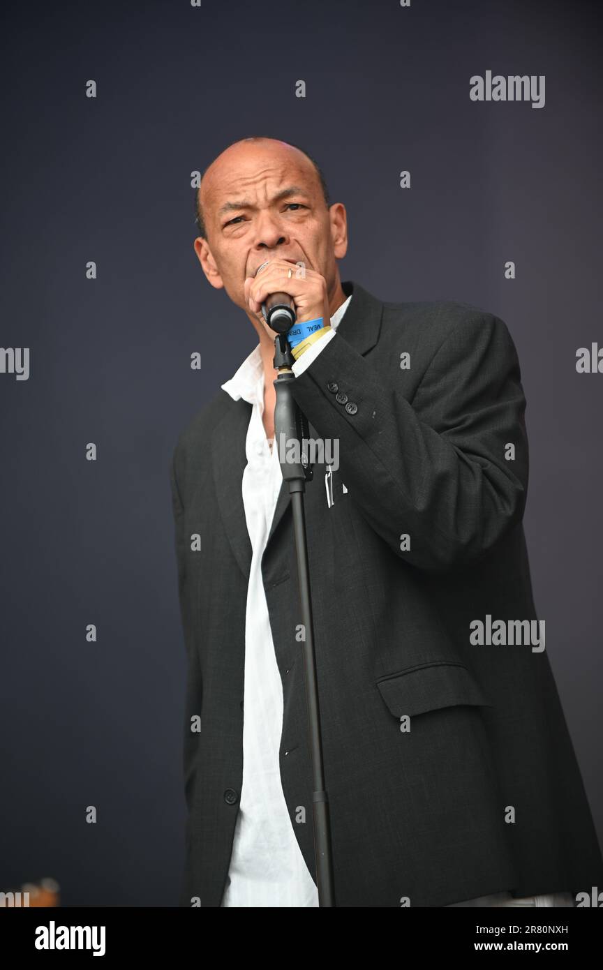 Roland gift fine young cannibals hi-res stock photography and images ...