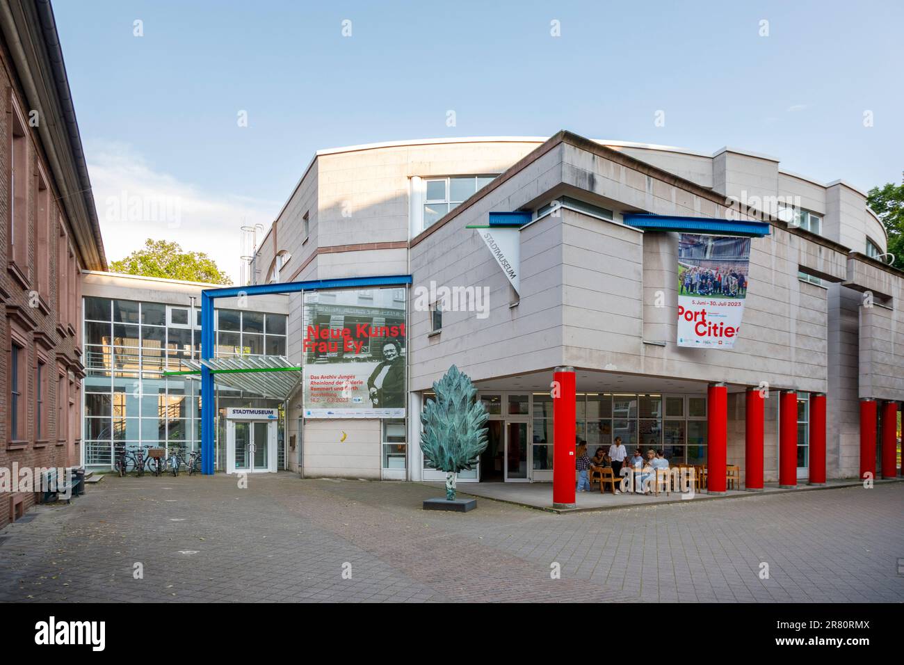 Stadtmuseum düsseldorf hi-res stock photography and images - Alamy