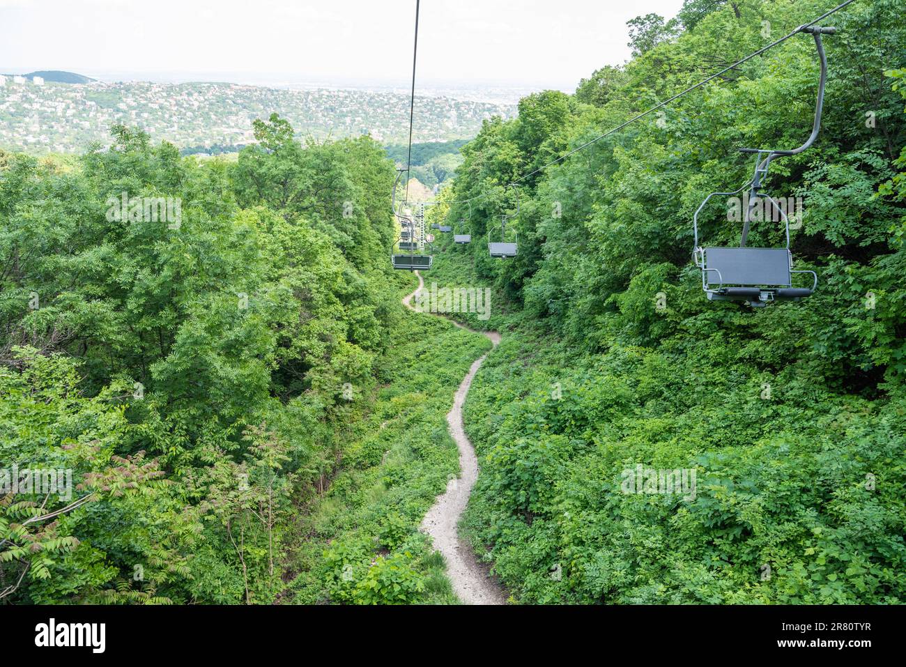 Zugliget Chairlift connecting Elizabeth Lookout tower to Zugligeti utca ...