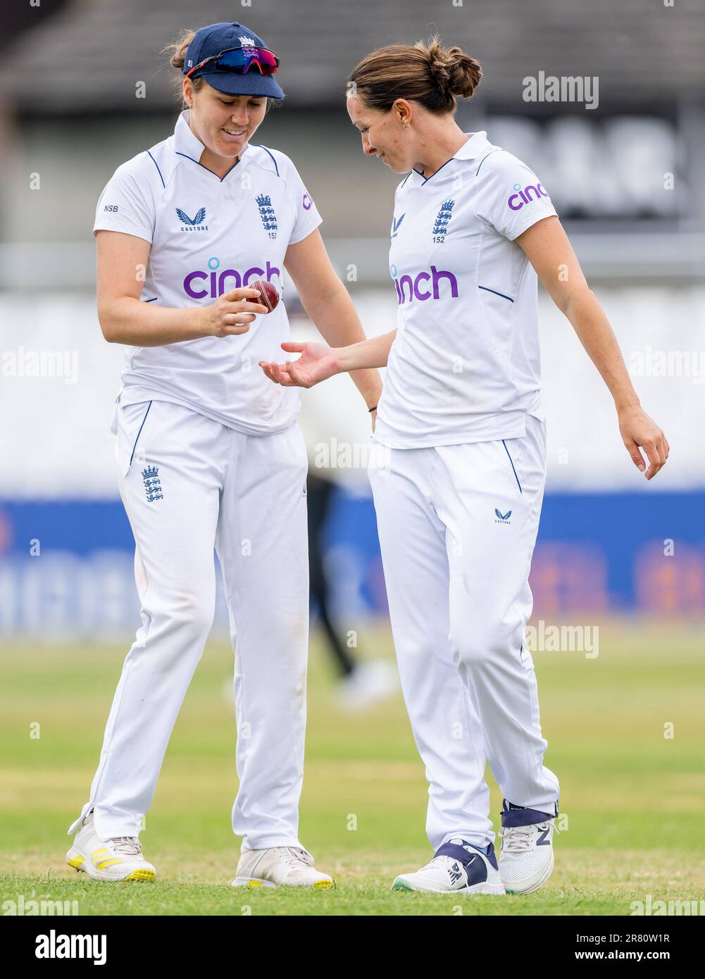 Nat sciver brunt batting hi-res stock photography and images - Alamy