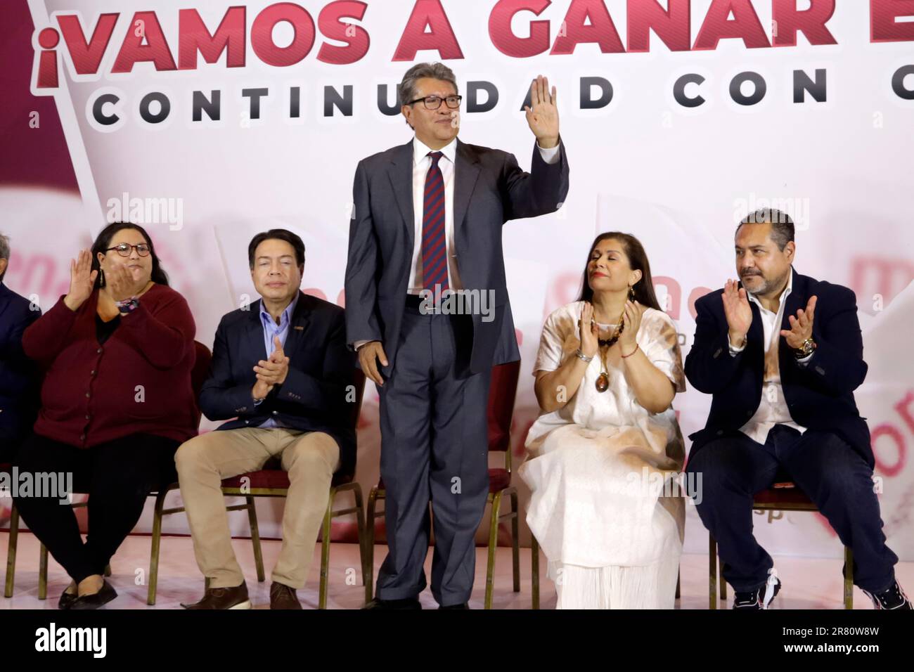 Movimiento de jesus hi-res stock photography and images - Alamy