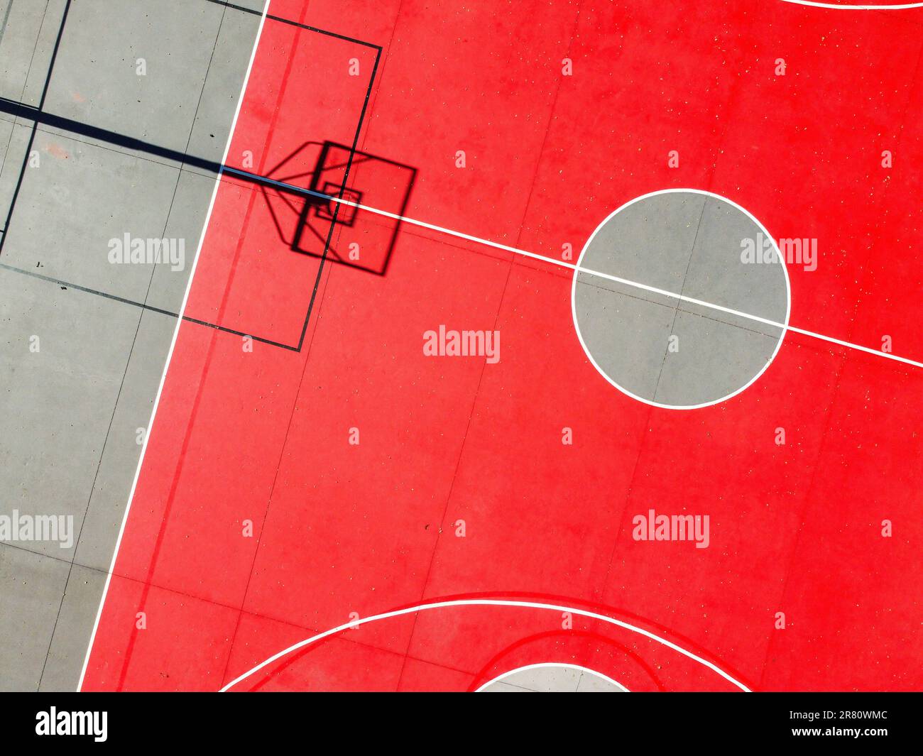 aerial view of a red painted basketball court Stock Photo - Alamy