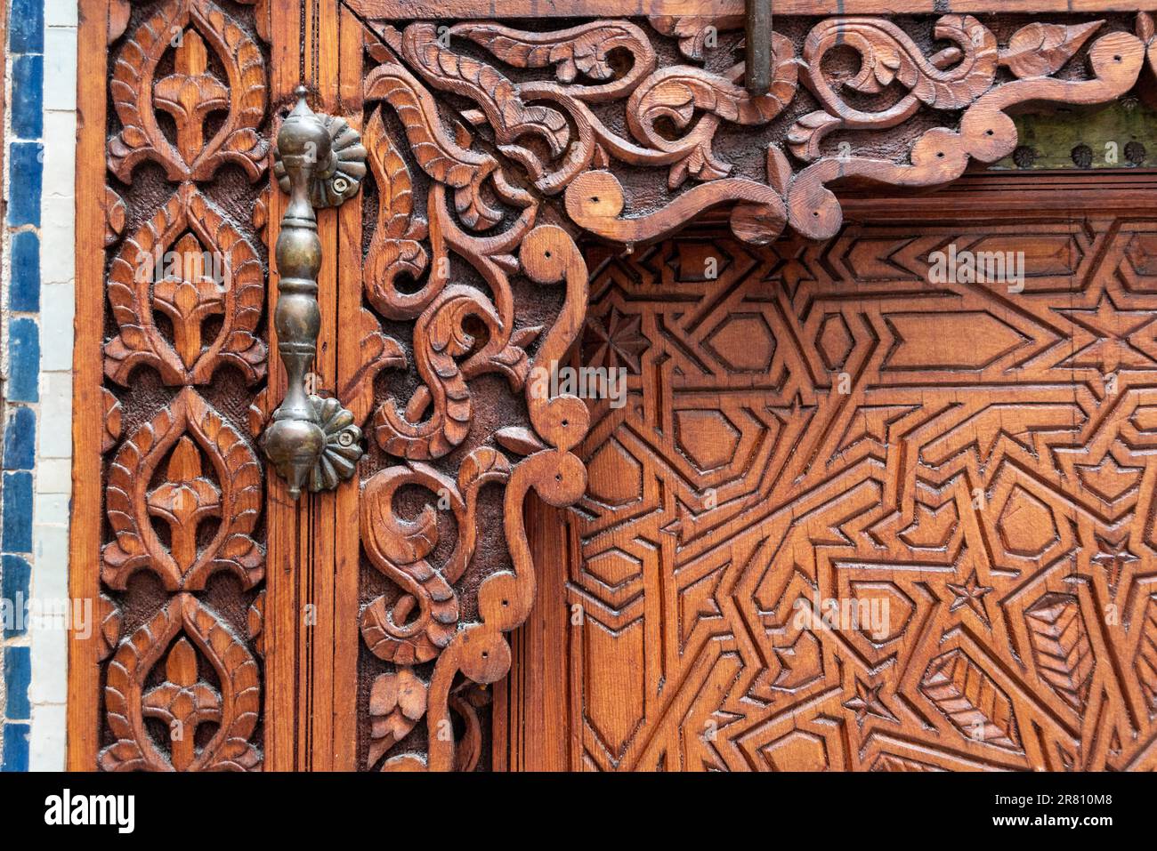 Rich decorated door in an Arab palace in Marrakech, Morocco Stock Photo ...