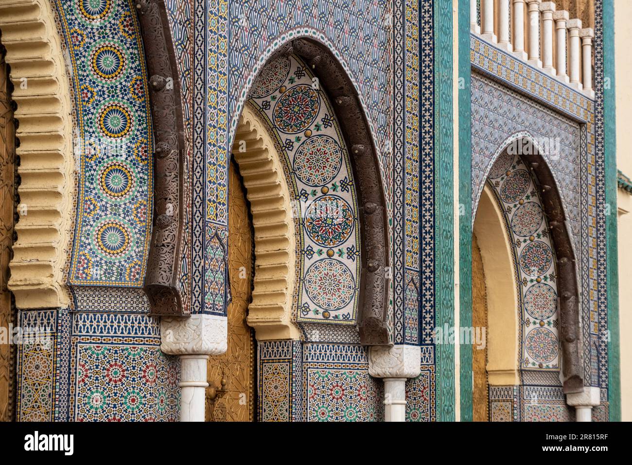 Famous golden main entrance of the royal palace in fes hi-res stock ...
