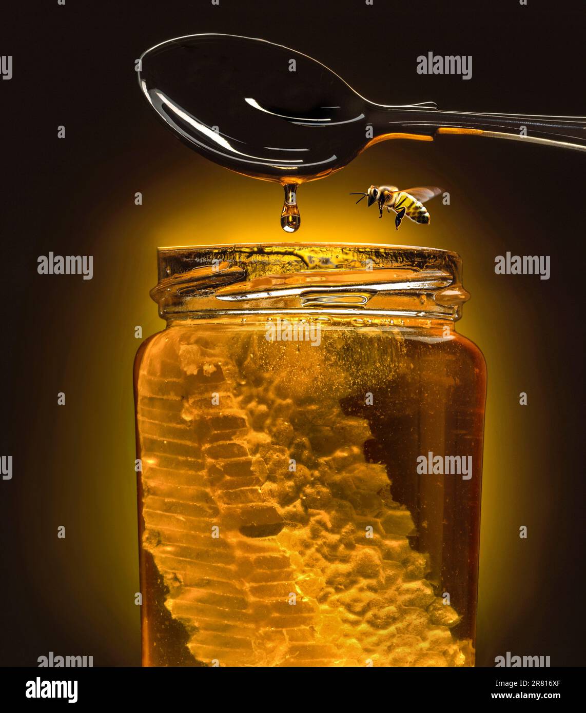 Silver spoon drip dripping hi-res stock photography and images - Alamy