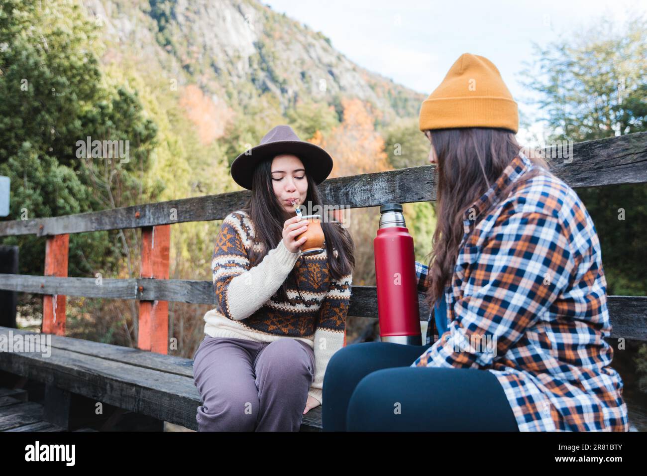 Two joyful women smiling hi-res stock photography and images - Alamy