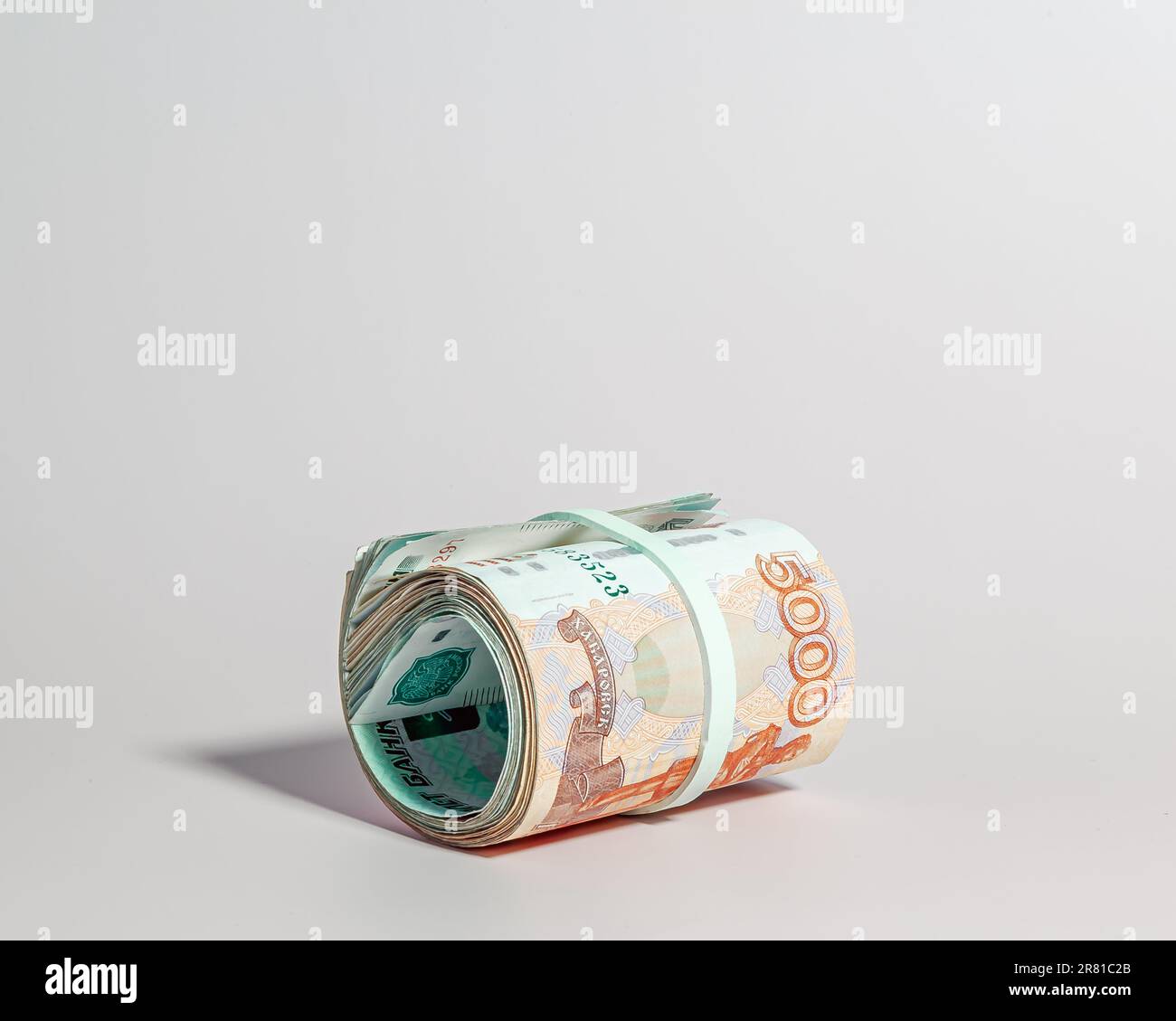 Russian banknotes in denominations hi-res stock photography and images ...