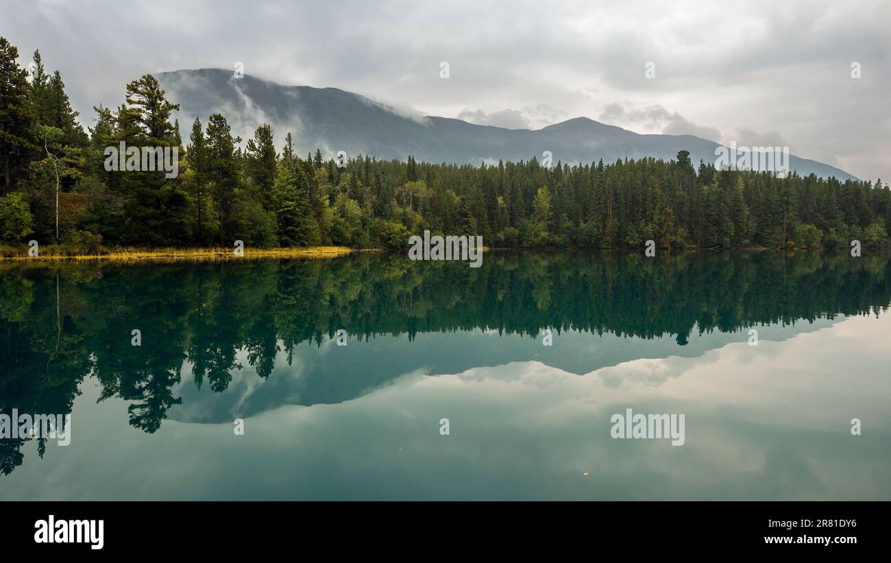 Chilcotin range hi-res stock photography and images - Alamy