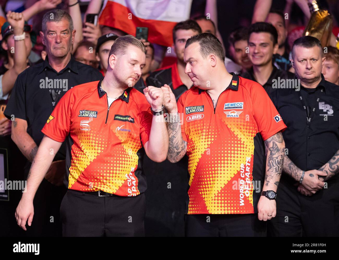Pdc world darts championship dimitri hi-res stock photography and images - Alamy