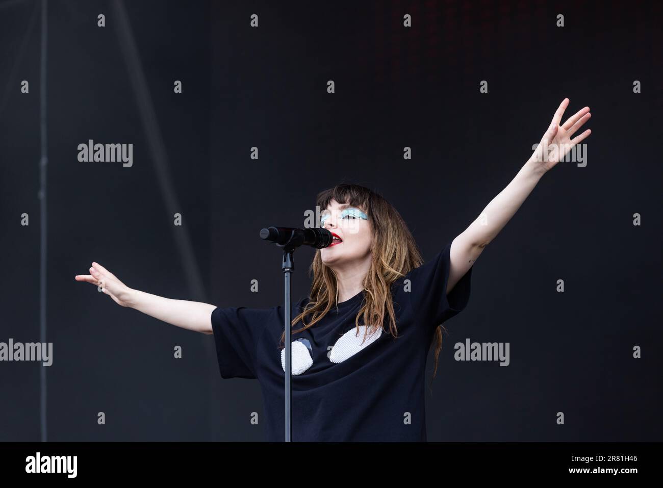 Neuhausen Ob Eck, Germany. 18th June, 2023. Singer Lauren Mayberry ...