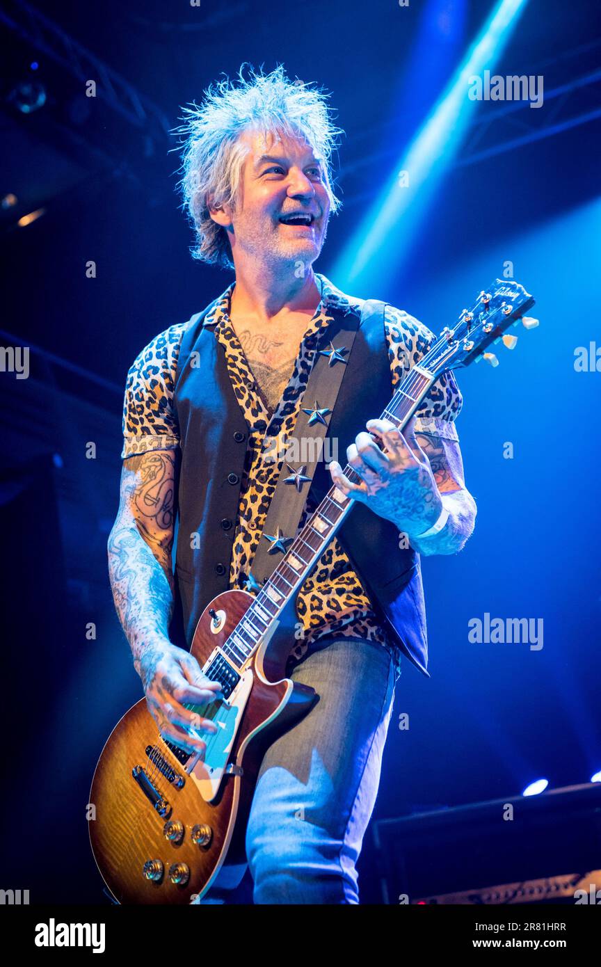 Mark yates hi-res stock photography and images - Alamy