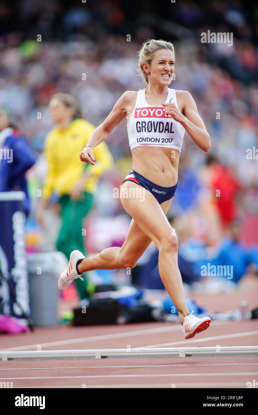 Karoline Bjerkeli Grøvdal participating in the 5000 meterl at the World ...