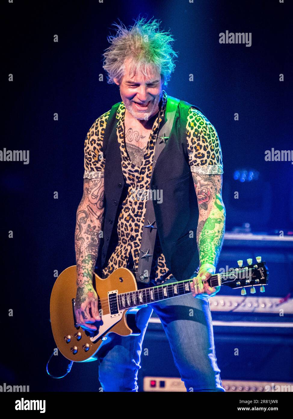 Mark Yates on guitar Stock Photo - Alamy