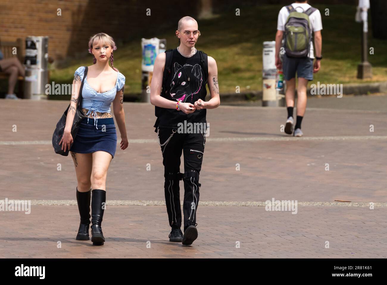 Seattle, USA. 7 Jun, 2023. People walking through UW Red Square Stock ...