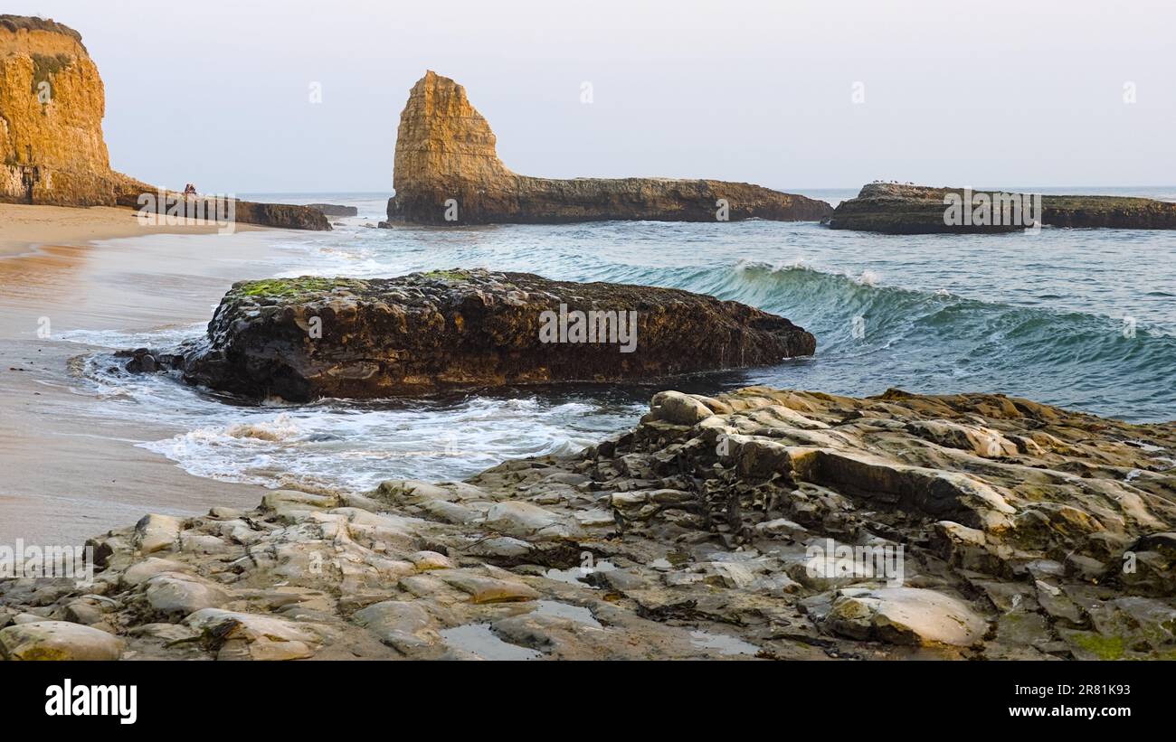 Seaside landscape coming waves hi-res stock photography and images - Alamy