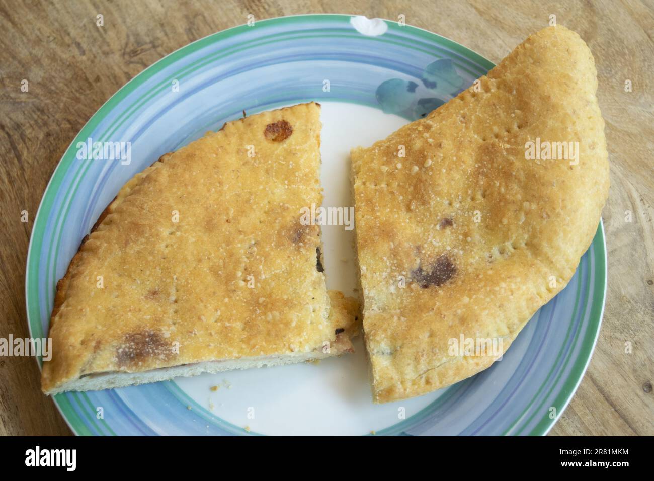 white pizza stuffed with spanish ham, mushrooms and spreadable cheese ...