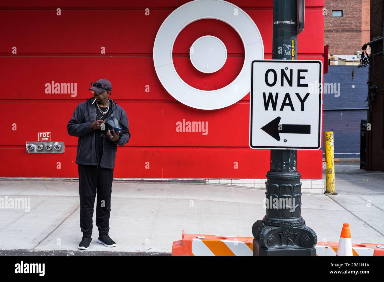 Seattle, USA. 1 Jun, 2023. A one way sign outside target on Pike Stock ...
