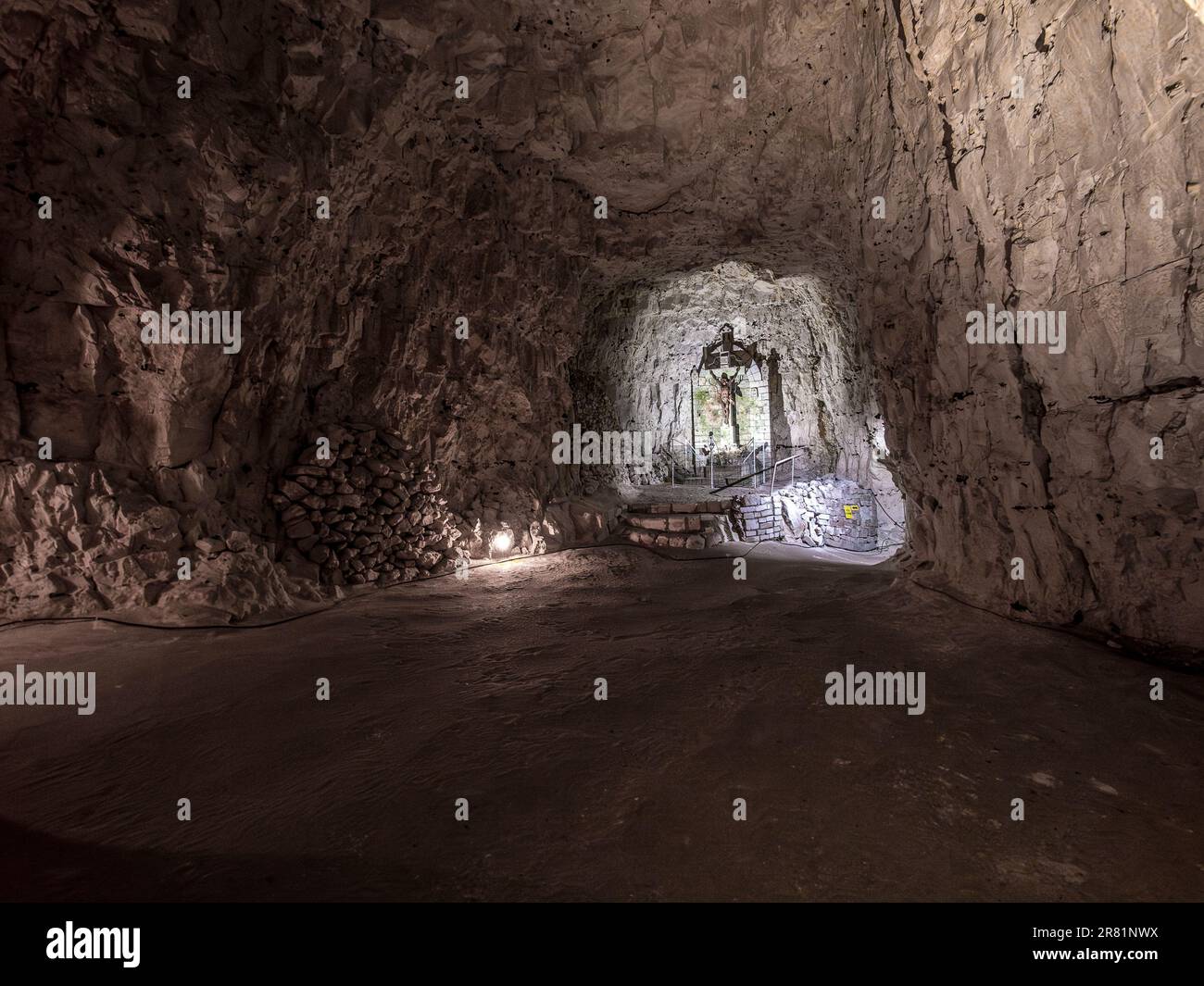 La cite souterraine de naours hi-res stock photography and images - Alamy