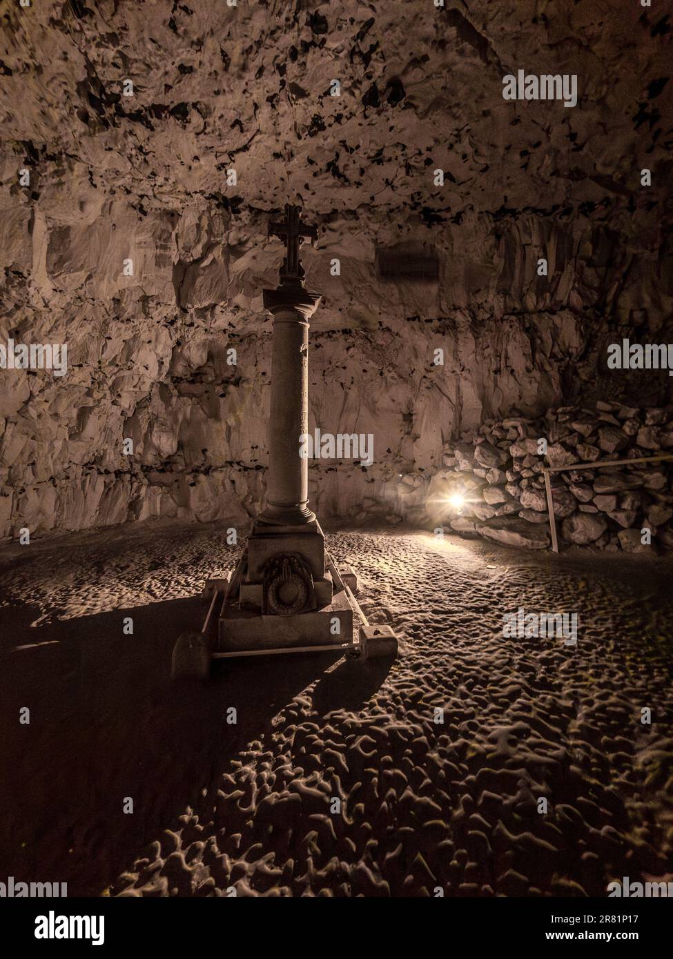 The image is of the crossroads pillar erected by Ernest Danicourt ...